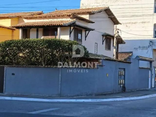 Casa / Sobrado em Condomínio para Venda em Cabo Frio/RJ Palmeiras 3 Quartos