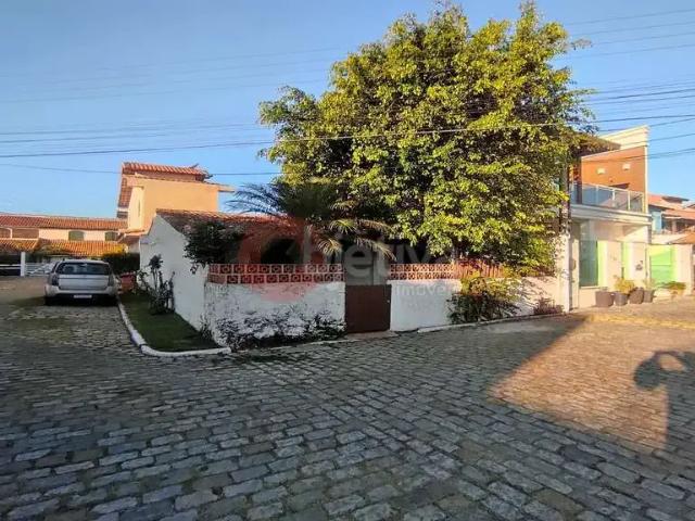 Casa / Sobrado em Condomínio para Venda em Cabo Frio/RJ Palmeiras 3 Quartos
