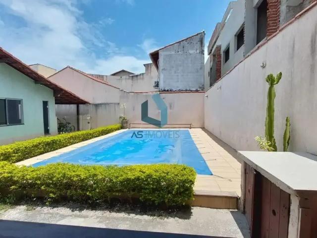 Casa / Sobrado em Condomínio para Venda em Cabo Frio/RJ Palmeiras 3 Quartos