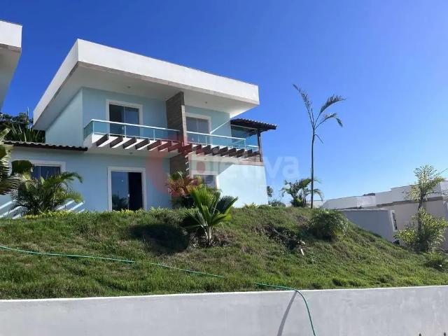 Casa / Sobrado em Condomínio para Venda em Cabo Frio/RJ Peró 3 Quartos