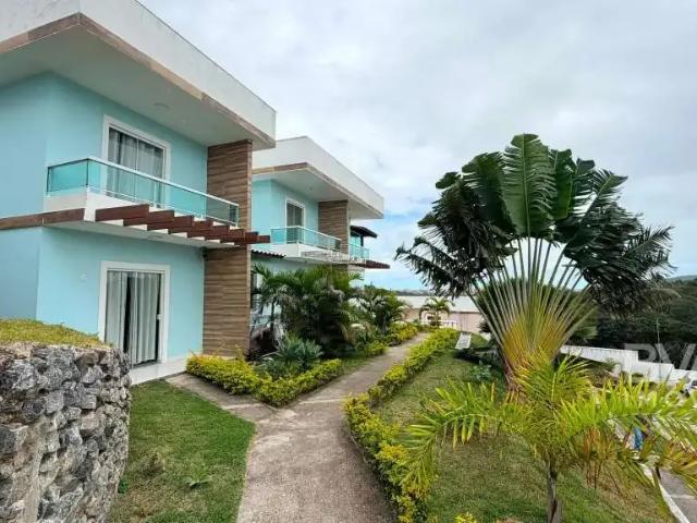 Casa / Sobrado em Condomínio para Venda em Cabo Frio/RJ Peró 3 Quartos