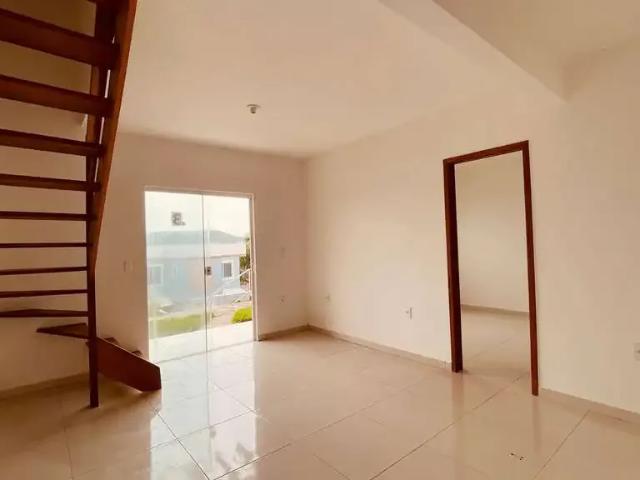 Casa / Sobrado em Condomínio para Venda em Cabo Frio/RJ Peró 3 Quartos