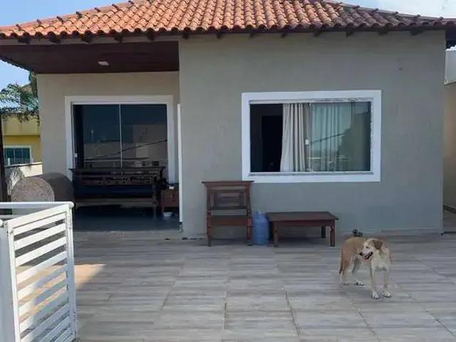 Casa / Sobrado em Condomínio para Venda em Cabo Frio/RJ Peró 3 Quartos