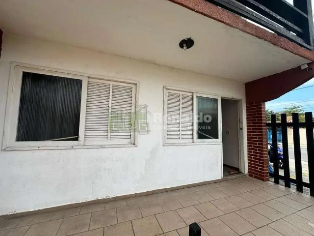 Casa / Sobrado em Condomínio para Venda em Cabo Frio/RJ Peró 2 Quartos