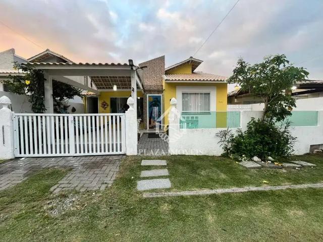 Casa / Sobrado em Condomínio para Venda em Cabo Frio/RJ Peró 2 Quartos