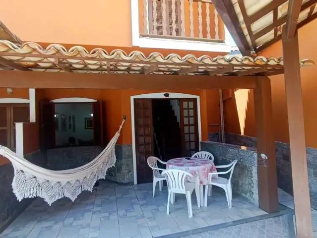 Casa / Sobrado em Condomínio para Venda em Cabo Frio/RJ Peró 2 Quartos
