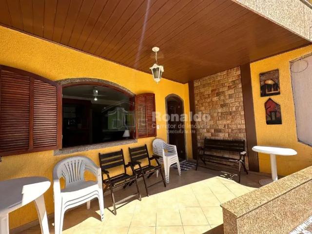 Casa / Sobrado em Condomínio para Venda em Cabo Frio/RJ Peró 2 Quartos