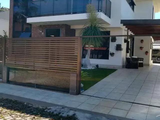 Casa / Sobrado em Condomínio para Venda em Cabo Frio/RJ Praia do Siqueira 3 Quartos