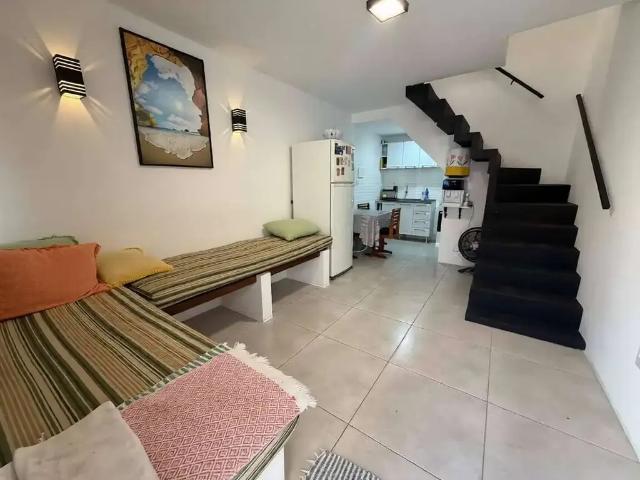 Casa / Sobrado em Condomínio para Venda em Cabo Frio/RJ Vila Blanche 1 Quartos