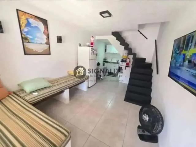 Casa / Sobrado em Condomínio para Venda em Cabo Frio/RJ Vila Blanche 1 Quartos