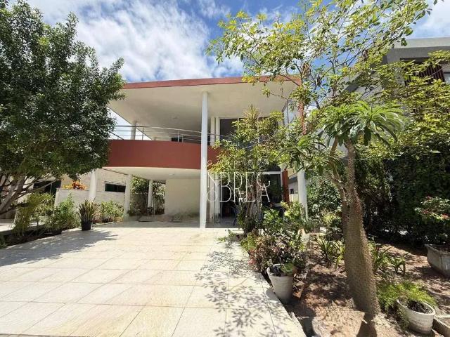 Casa / Sobrado em Condomínio para Venda em Cabedelo/PB Intermares 5 Quartos