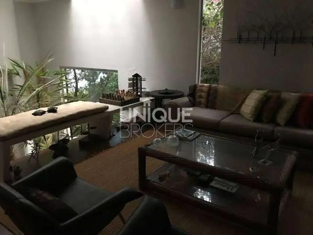 Casa / Sobrado em Condomínio para Venda em Cajamar/SP Alpes dos Araçás Jordanésia 4 Quartos