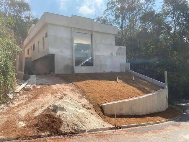 Casa / Sobrado em Condomínio para Venda em Cajamar/SP Colina Maria Luíza Jordanésia 4 Quartos