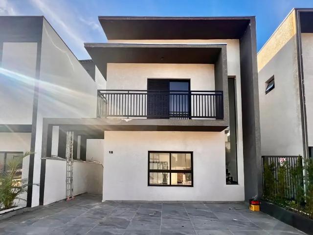Casa / Sobrado em Condomínio para Venda em Cajamar/SP Portais Polvilho 3 Quartos