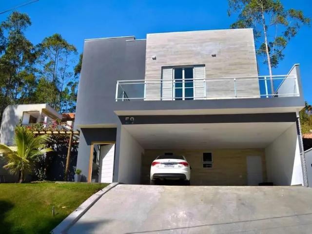Casa / Sobrado em Condomínio para Venda em Cajamar/SP Serra dos Lagos Jordanésia 4 Quartos