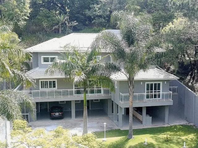 Casa / Sobrado em Condomínio para Venda em Cajamar/SP Serra dos Lagos Jordanésia 1 Quartos