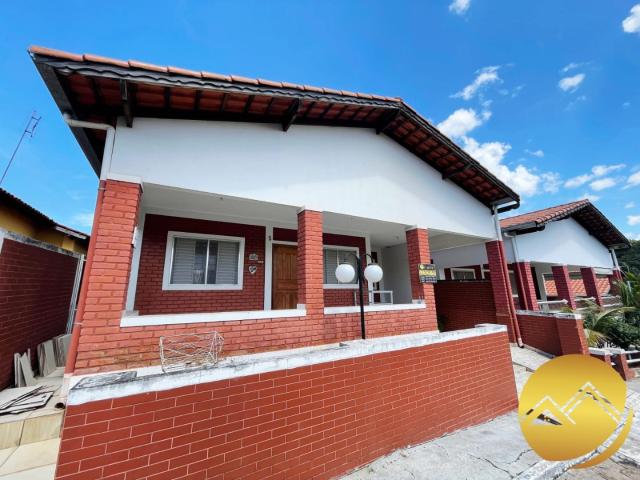 Casa / Sobrado em Condomínio para Venda em Caldas Novas/GO Mansões Águas Quentes 4 Quartos