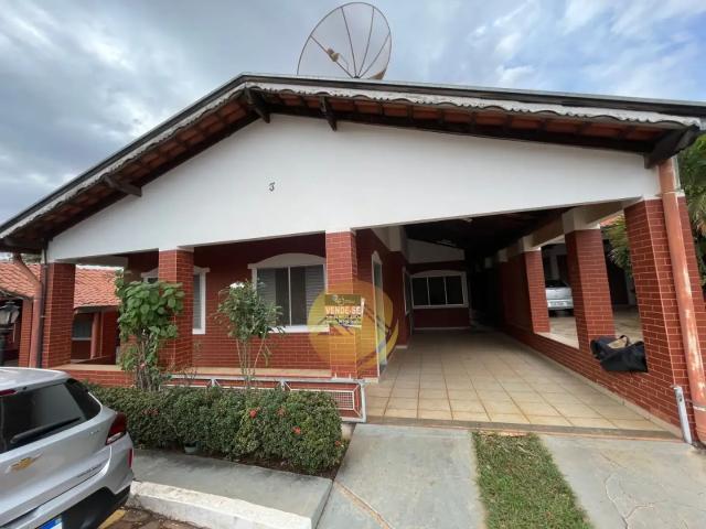 Casa / Sobrado em Condomínio para Venda em Caldas Novas/GO Mansões Águas Quentes 3 Quartos