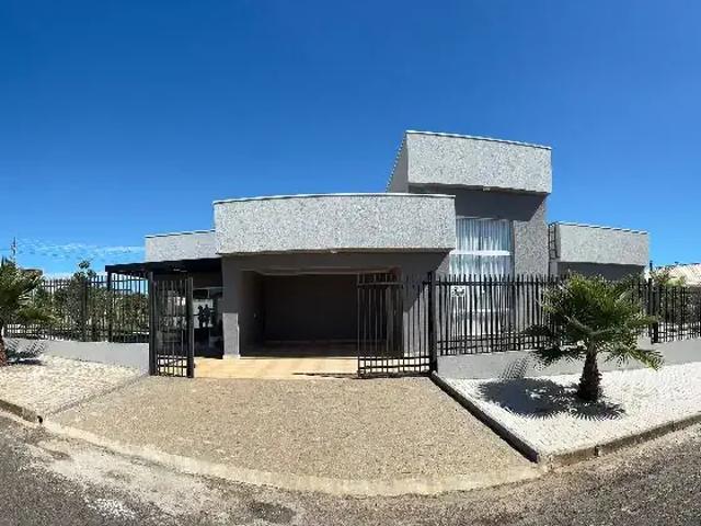 Casa / Sobrado em Condomínio para Venda em Caldas Novas/GO Condomínio Marinas di Caldas 3 Quartos