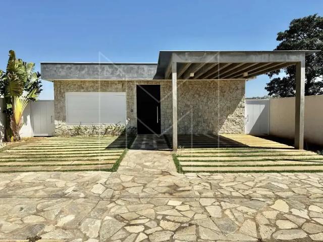 Casa / Sobrado em Condomínio para Venda em Caldas Novas/GO Condomínio Marinas di Caldas 4 Quartos