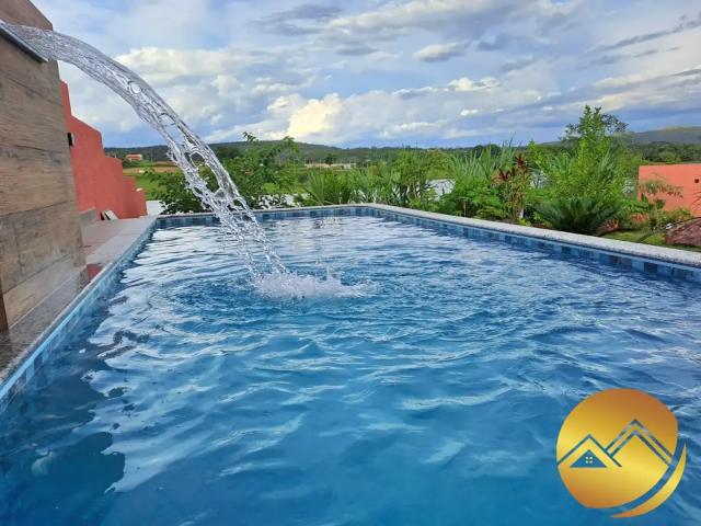 Casa / Sobrado em Condomínio para Venda em Caldas Novas/GO Condomínio Marinas di Caldas 4 Quartos