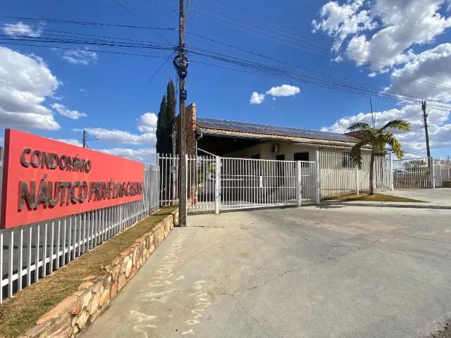 Casa / Sobrado em Condomínio para Venda em Caldas Novas/GO Lago Corumbá 3 Quartos