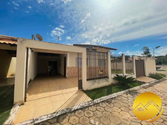 Casa / Sobrado em Condomínio para Venda em Caldas Novas/GO Lagoa Quente 2 Quartos