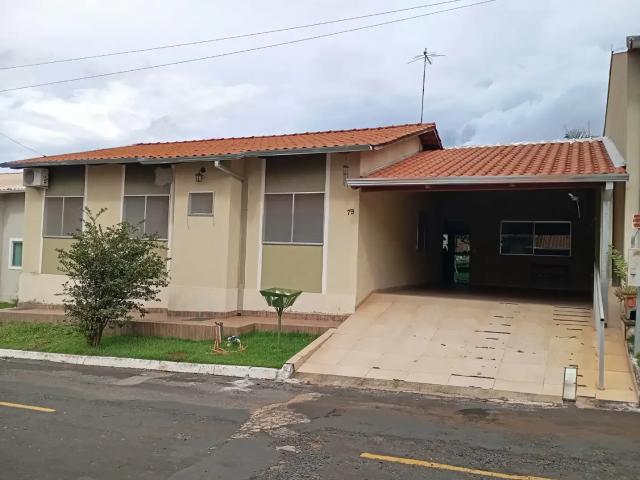 Casa / Sobrado em Condomínio para Venda em Caldas Novas/GO Residencial Village 3 Quartos