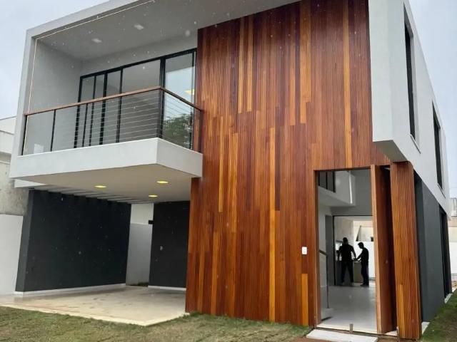Casa / Sobrado em Condomínio para Venda em Camaçari/BA Centro 4 Quartos