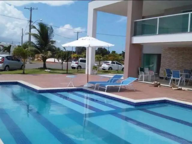 Casa / Sobrado em Condomínio para Venda em Camaçari/BA Centro 5 Quartos