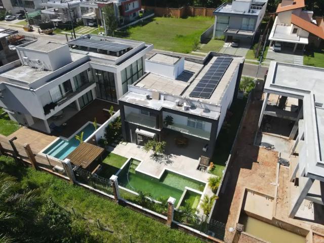 Casa / Sobrado em Condomínio para Venda em Camaçari/BA Abrantes 3 Quartos