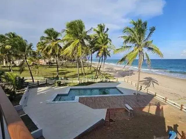 Casa / Sobrado em Condomínio para Venda em Camaçari/BA Abrantes 10 Quartos