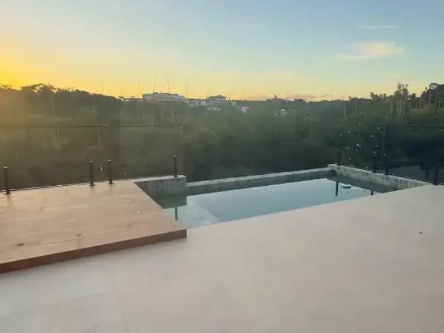 Casa / Sobrado em Condomínio para Venda em Camaçari/BA Abrantes 4 Quartos