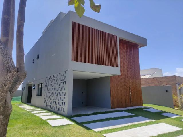 Casa / Sobrado em Condomínio para Venda em Camaçari/BA Abrantes 4 Quartos