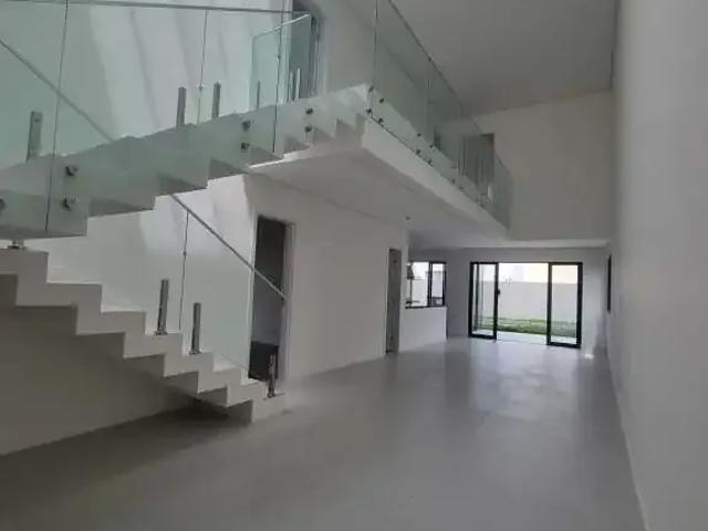 Casa / Sobrado em Condomínio para Venda em Camaçari/BA Abrantes 4 Quartos