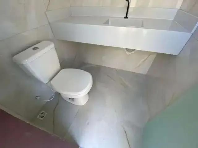 Casa / Sobrado em Condomínio para Venda em Camaçari/BA Abrantes 4 Quartos