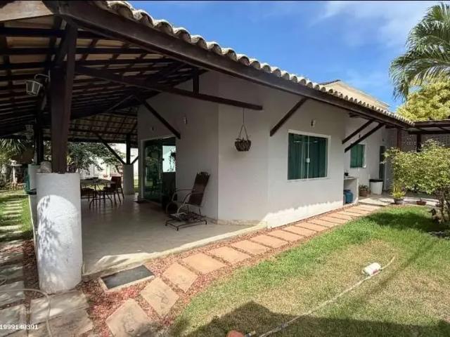 Casa / Sobrado em Condomínio para Venda em Camaçari/BA Abrantes 4 Quartos