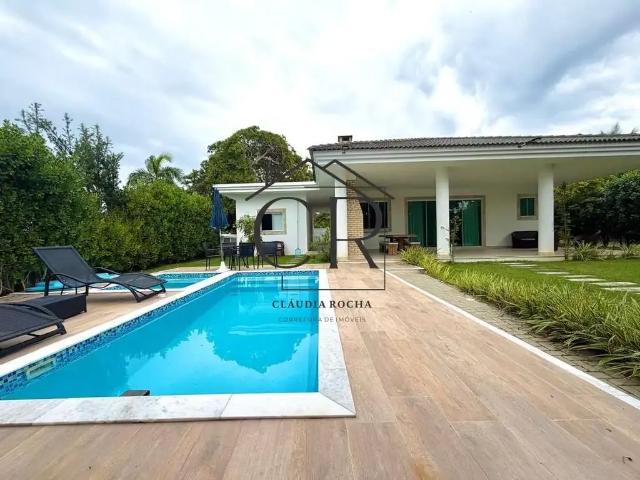 Casa / Sobrado em Condomínio para Venda em Camaçari/BA Abrantes 5 Quartos