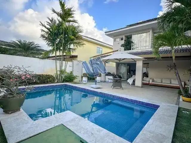Casa / Sobrado em Condomínio para Venda em Camaçari/BA Abrantes 5 Quartos