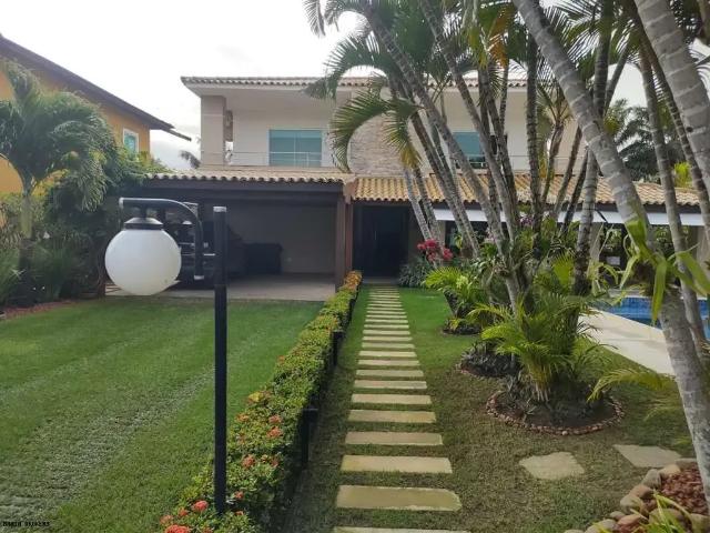 Casa / Sobrado em Condomínio para Venda em Camaçari/BA Abrantes 6 Quartos
