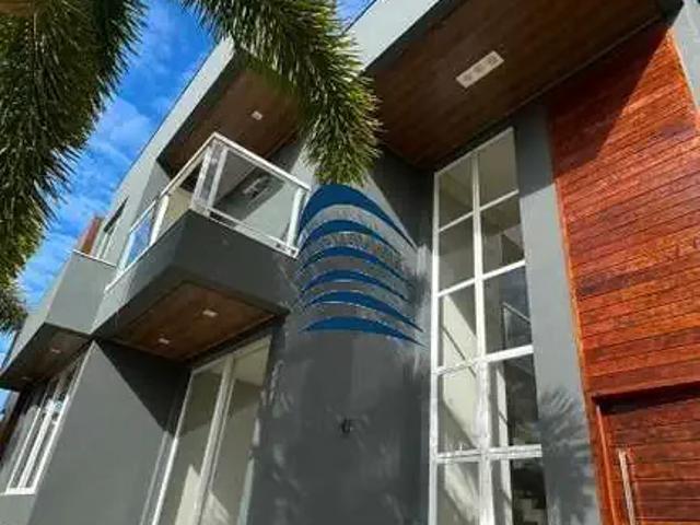 Casa / Sobrado em Condomínio para Venda em Camaçari/BA Alphaville Abrantes 5 Quartos