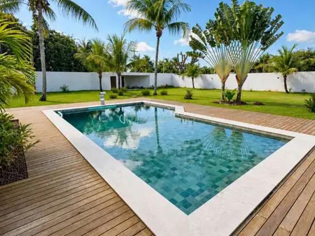 Casa / Sobrado em Condomínio para Venda em Camaçari/BA Barra do Jacuípe 5 Quartos