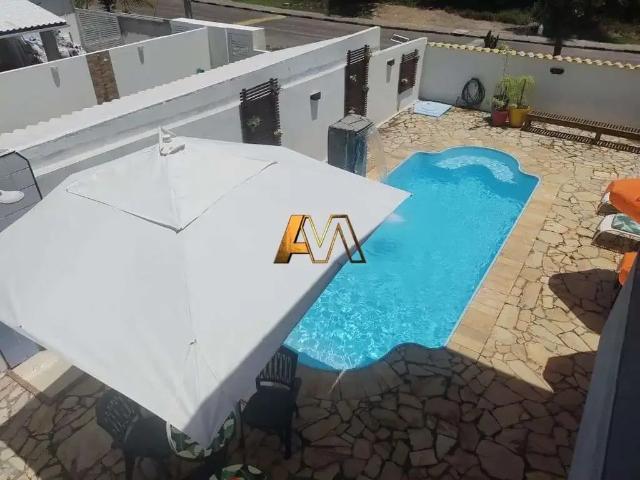 Casa / Sobrado em Condomínio para Venda em Camaçari/BA Barra do Jacuípe 6 Quartos