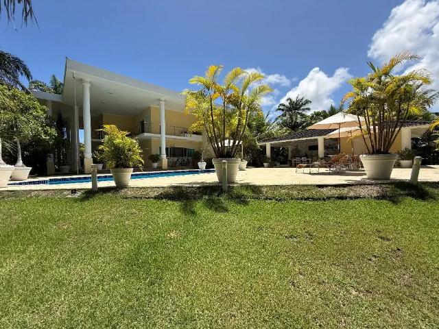 Casa / Sobrado em Condomínio para Venda em Camaçari/BA Busca Vida 5 Quartos