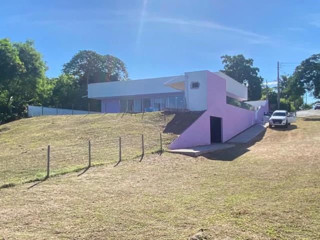 Casa / Sobrado em Condomínio para Venda em Camaçari/BA Guarajuba 3 Quartos