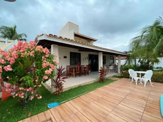 Casa / Sobrado em Condomínio para Venda em Camaçari/BA Guarajuba 4 Quartos