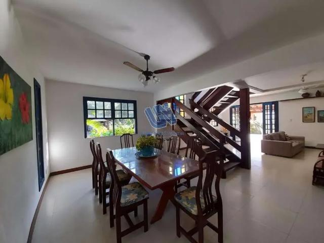 Casa / Sobrado em Condomínio para Venda em Camaçari/BA Interlagos 4 Quartos