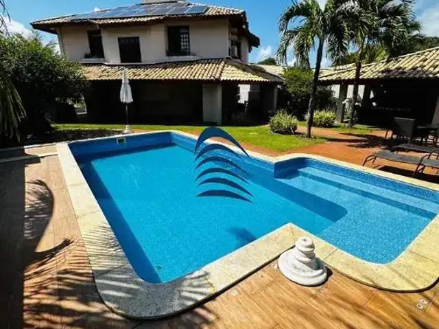 Casa / Sobrado em Condomínio para Venda em Camaçari/BA Interlagos 6 Quartos
