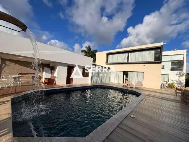 Casa / Sobrado em Condomínio para Venda em Camaçari/BA Interlagos 6 Quartos