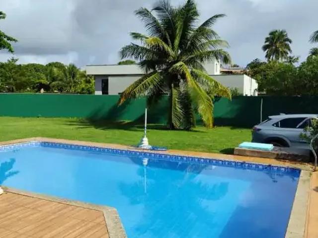 Casa / Sobrado em Condomínio para Venda em Camaçari/BA Jauá 4 Quartos